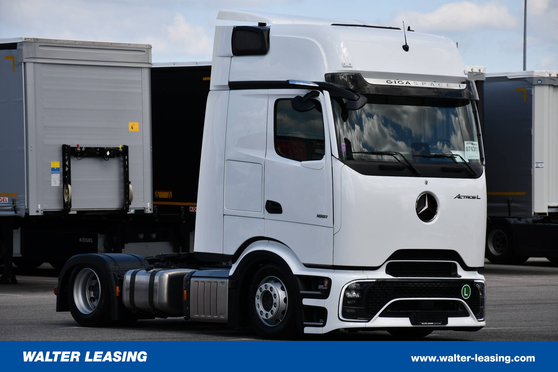 Mercedes Benz Mega-Zugmaschine Actros L 1851 - neu - WALTER LEASING (DE)