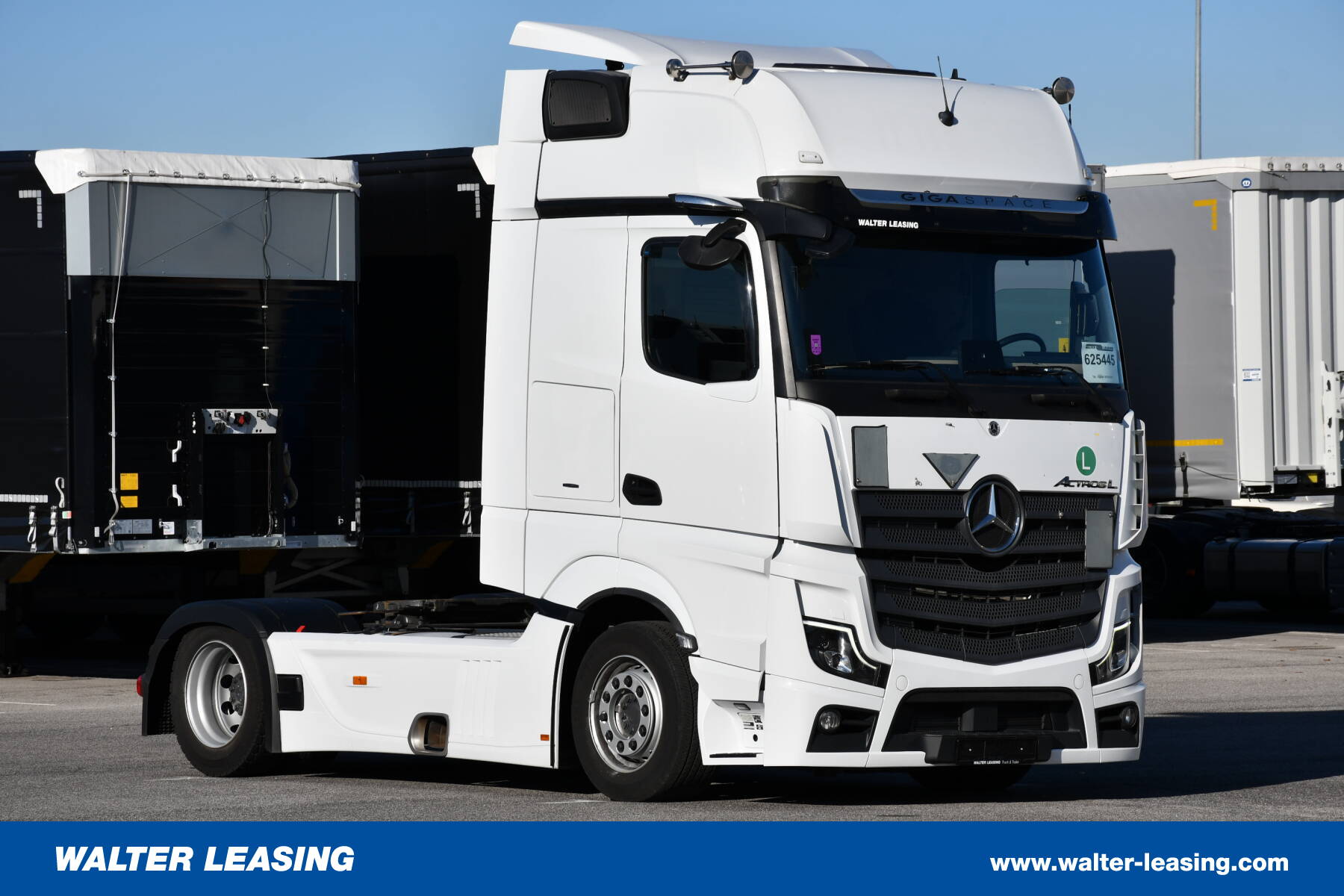 Mercedes Benz Mega tractor unit Actros 1851 - used - WALTER LEASING (INT)